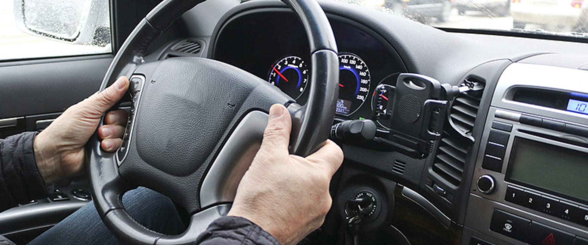 What causes the esc off light to come on?